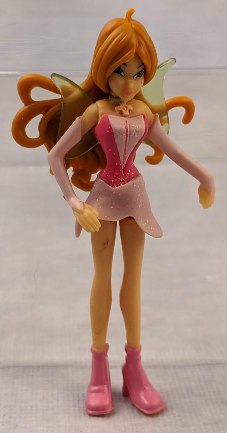 Winx Club Mini Scale Dolls by Mattel – Fakie Spaceman